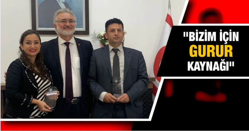 Vakıflar İdaresi Genel Müdürü İbrahim Benter, Prof. İzzet Sakallı ile ...